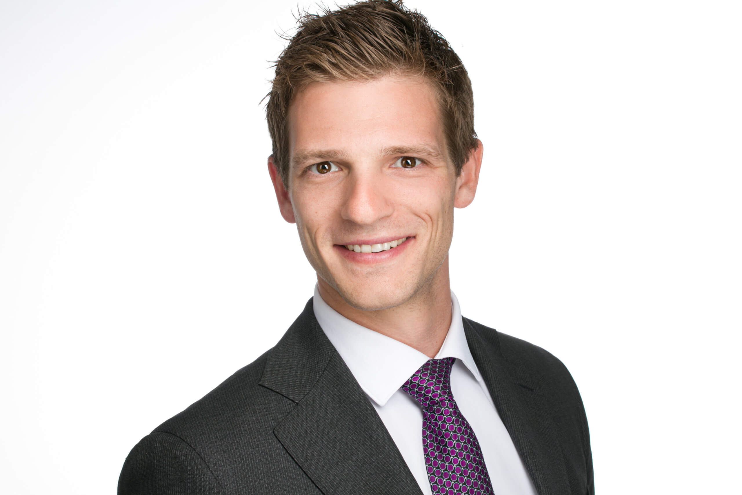 What Is An Acceptable Headshot? - Rob Trendiak